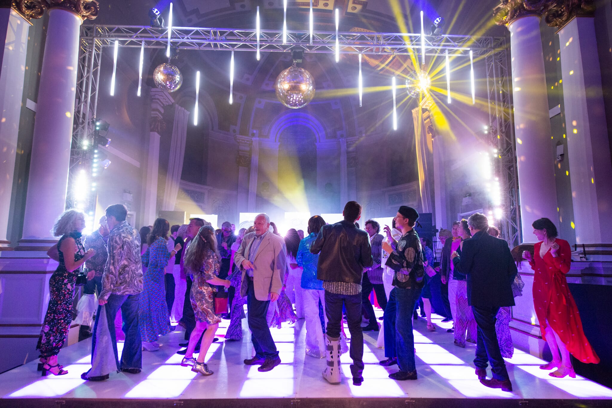 Throw The Best Birthday Party At Home | Henry Bonas