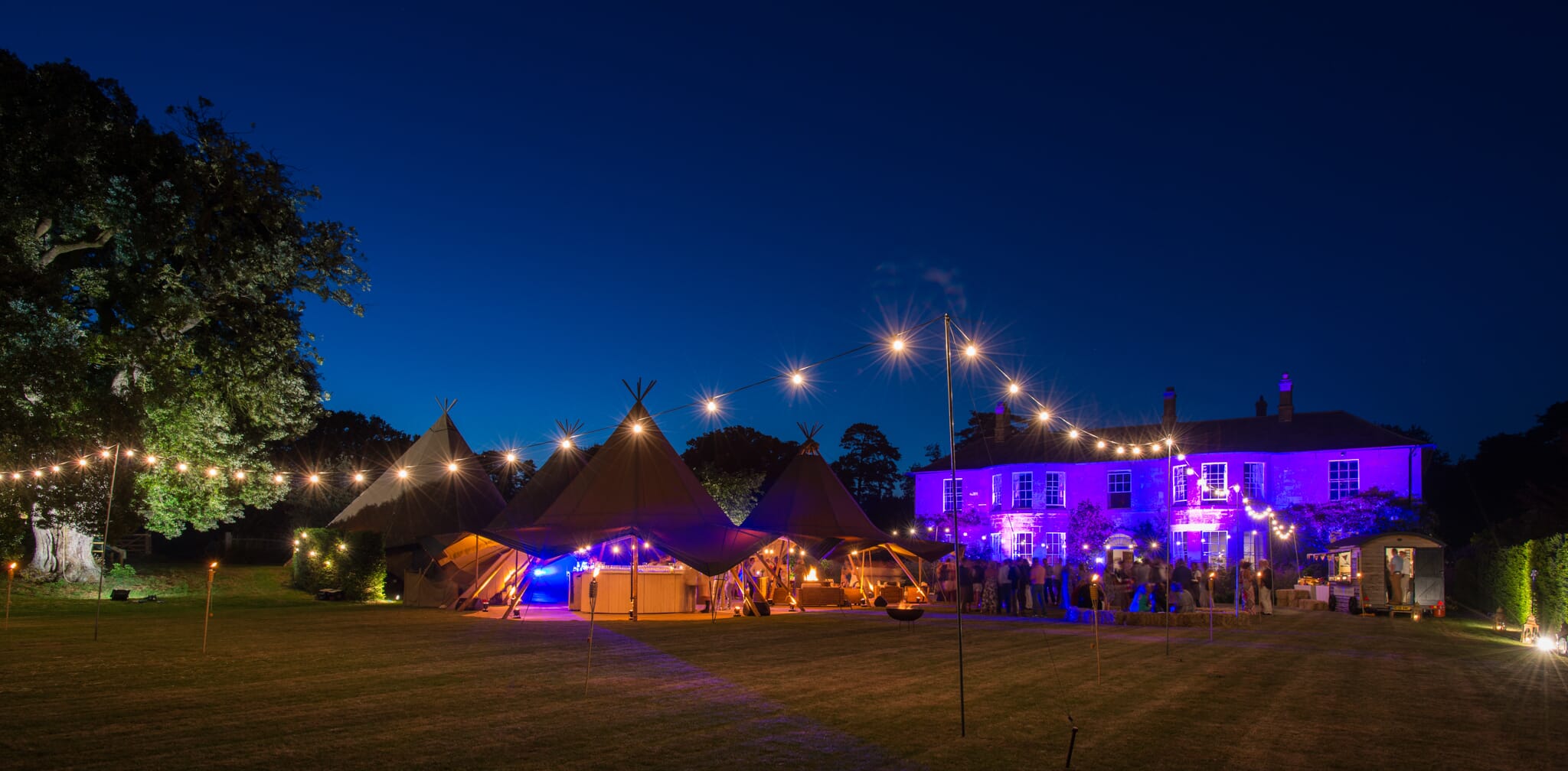 Luxury Party Planner In The Cotswolds | Henry Bonas